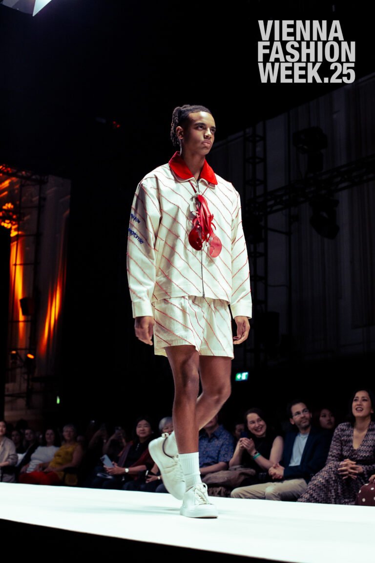 WONDER ANATOMIE: vegetables and surreal chic - VIENNA FASHION WEEK